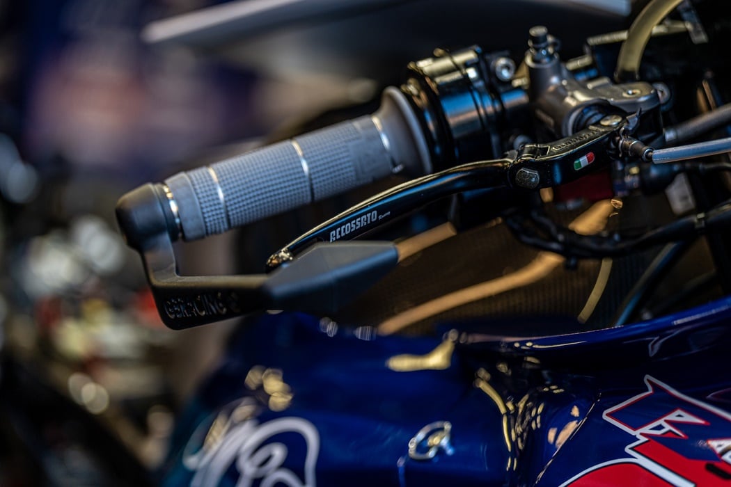 พาคุณทำความรู้จัก Accossato Racing อีกหนึ่งแบรนด์อะไหล่ดังจากอิตาลี ...