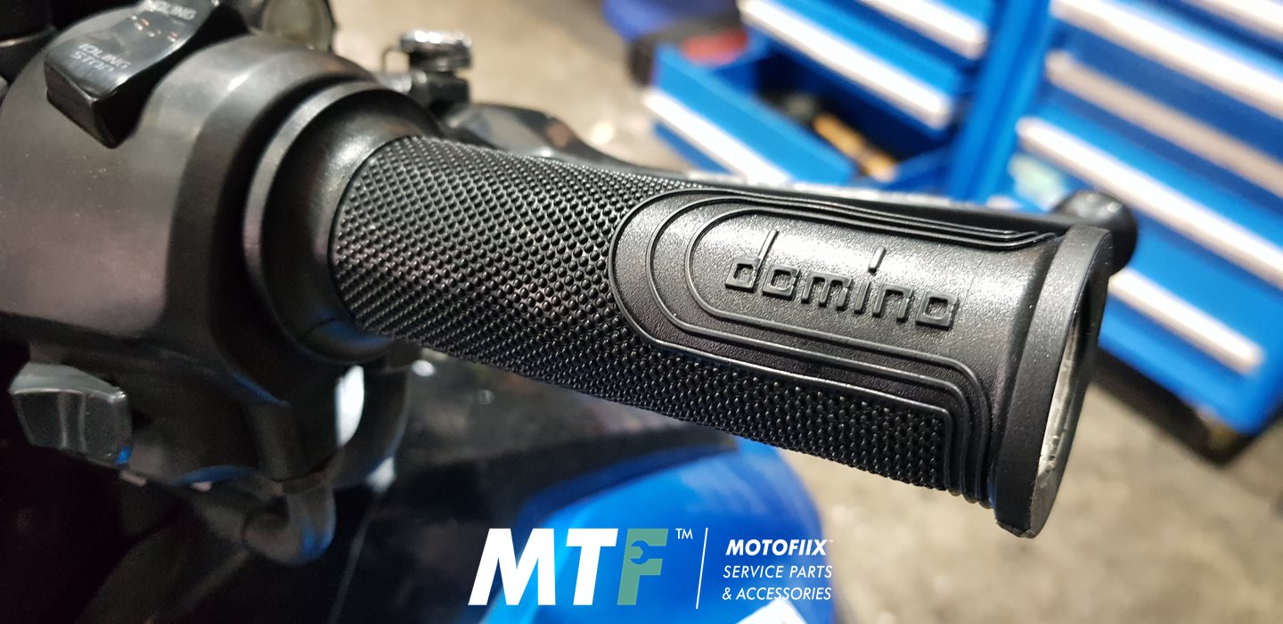 ปลอกแฮนด์ Domino 6274 กับราคาที่ดีที่สุดในตอนนี้ เพียง 390 บาท ...