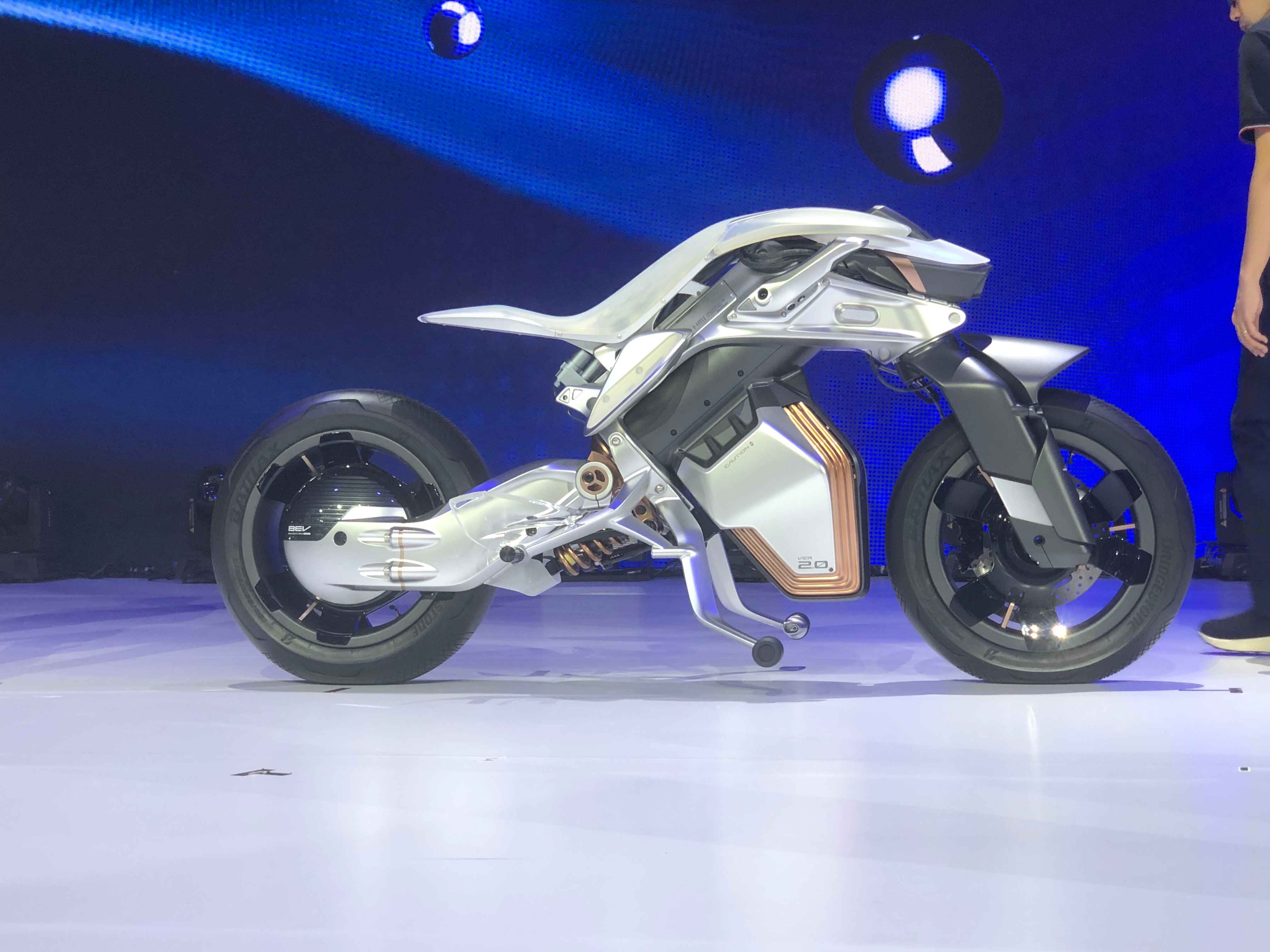 Yamaha เปิดตัว ELOVE และ MOTOROiD2 ยานยนต์แห่งอนาคต ที่งาน Motor Show ...