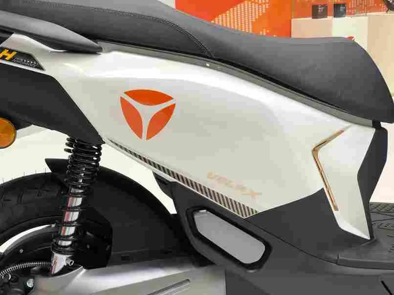 เปิดตัวครั้งแรก มอเตอร์ไซค์ไฟฟ้า Yadea Velax ที่งาน Motorshow ราคา ...